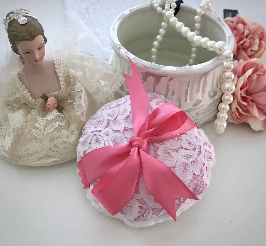 Perfumed, scented body talcum powders, pretty puffs - MerryBath.com