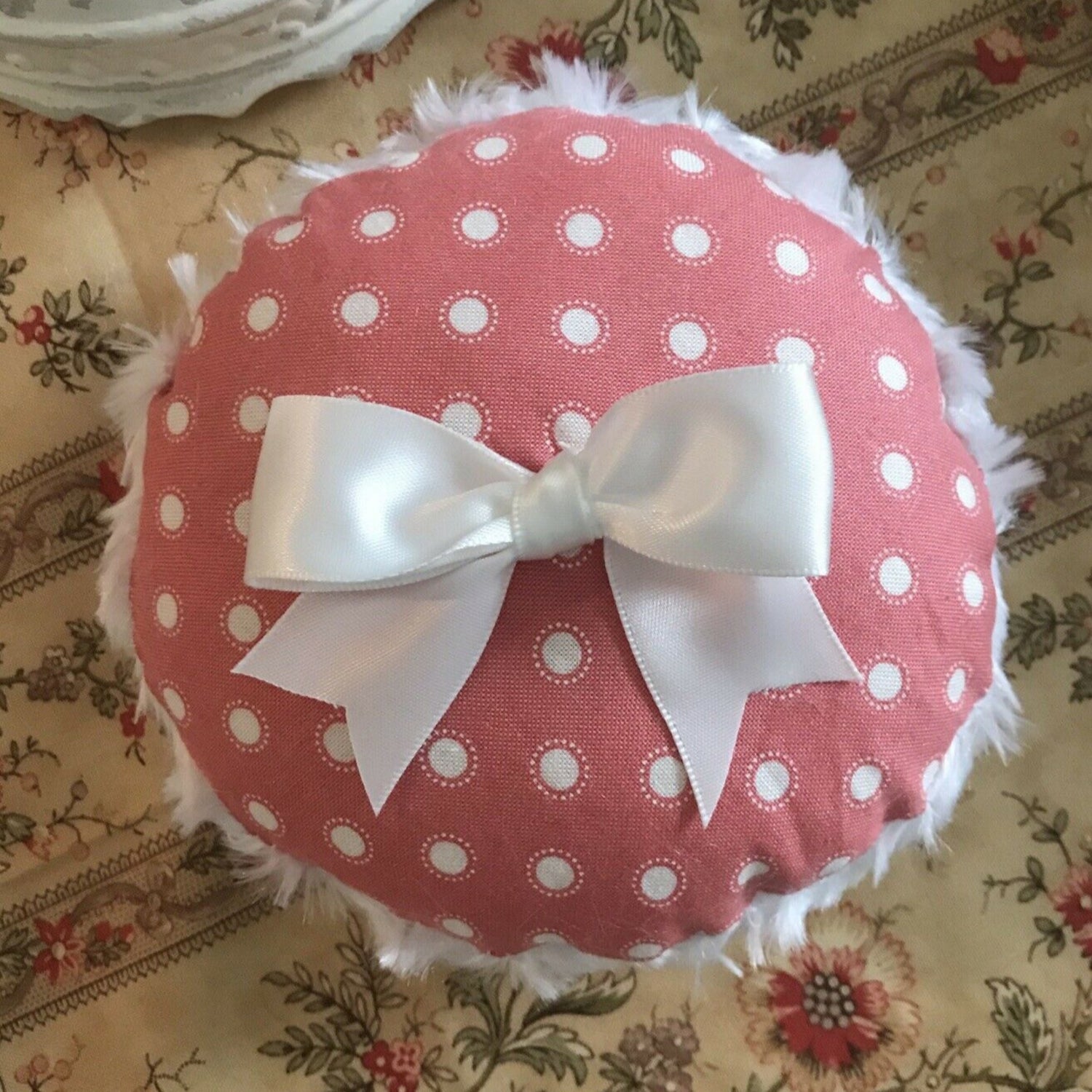 Body Dusting Talcum Powder Puff Applicator Large 5" Pink Polka Dots